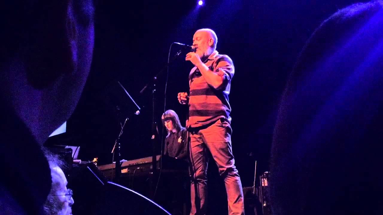 Michael Stipe Sings Imagine at Patti Smith Concert - YouTube
