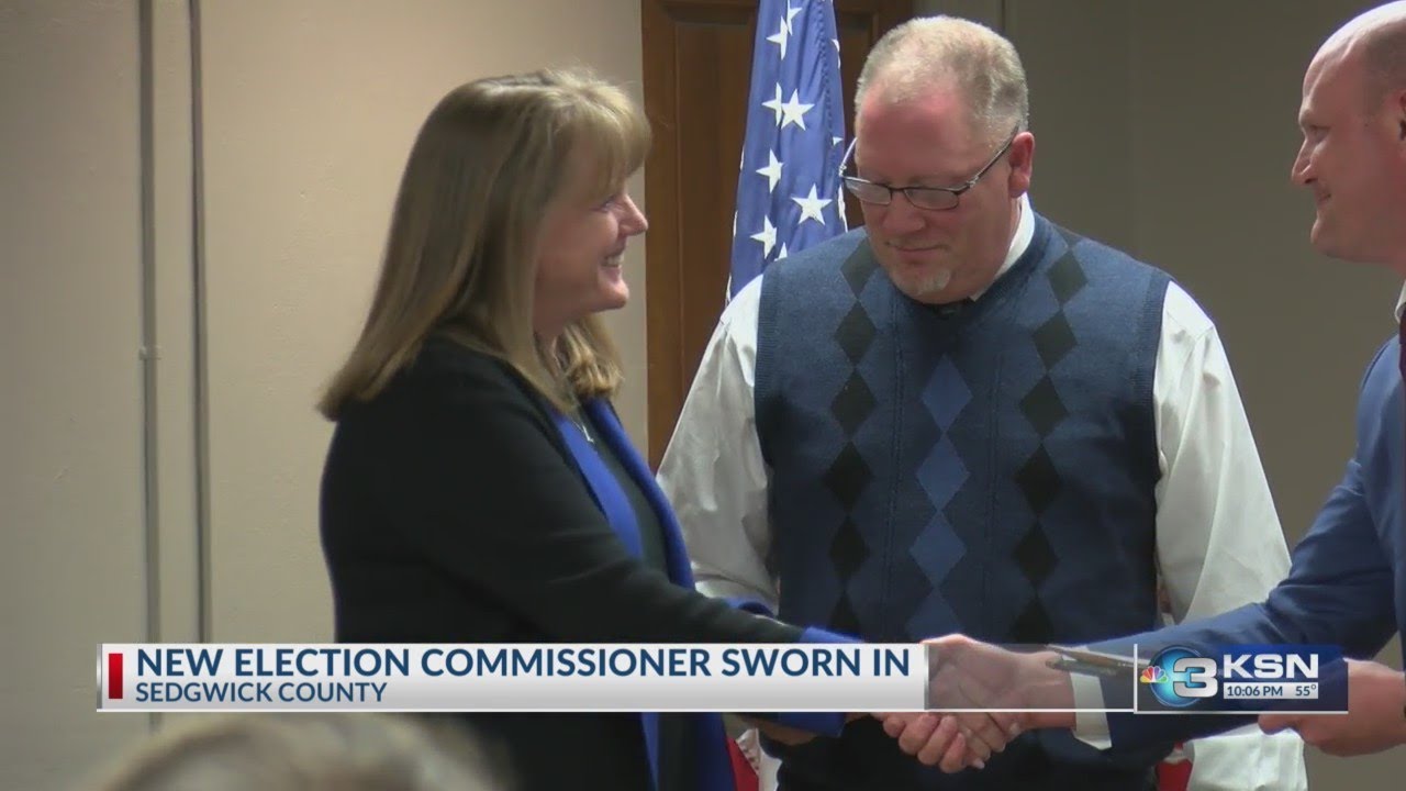 Sedgwick County's new election commissioner sworn in - YouTube