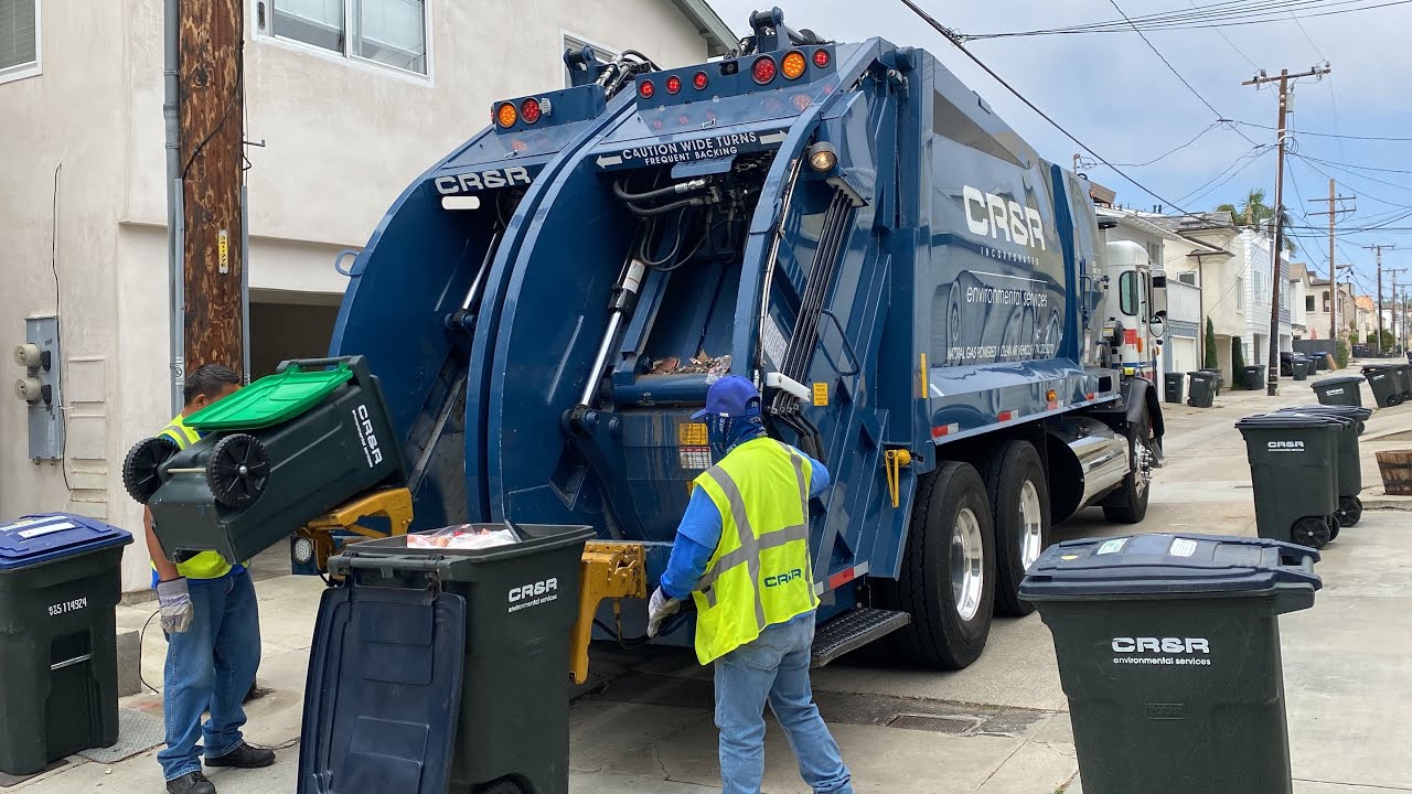 CR&R 520 Split Body Kann Rear Loader - YouTube