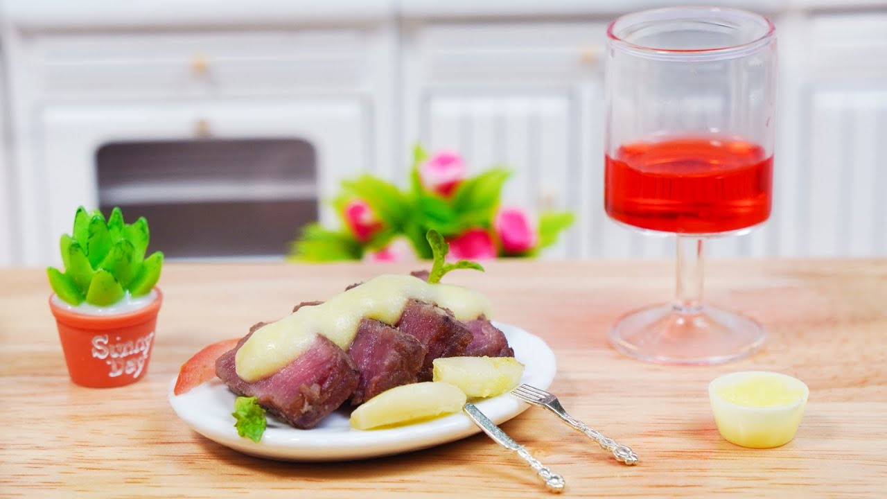 So Delicious Making Mini Steaks To Enjoy With Wine | Satisfying Cooking ...