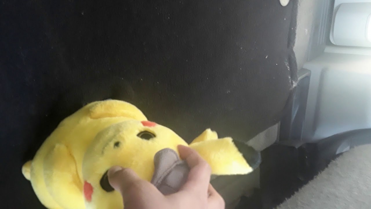 The day of the Pikachu in the call Part 1 - YouTube