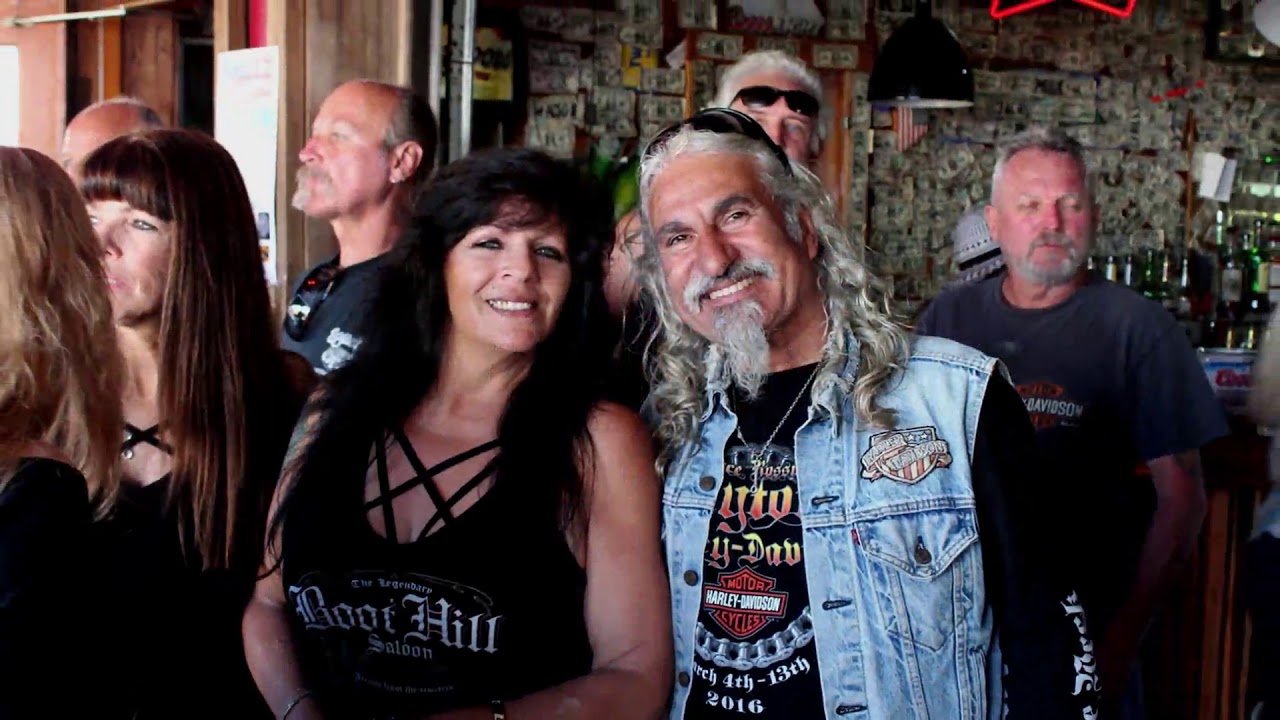 Midwest Cycle Custom bike show @ The Beaver Bar PLEASE SHARE - YouTube