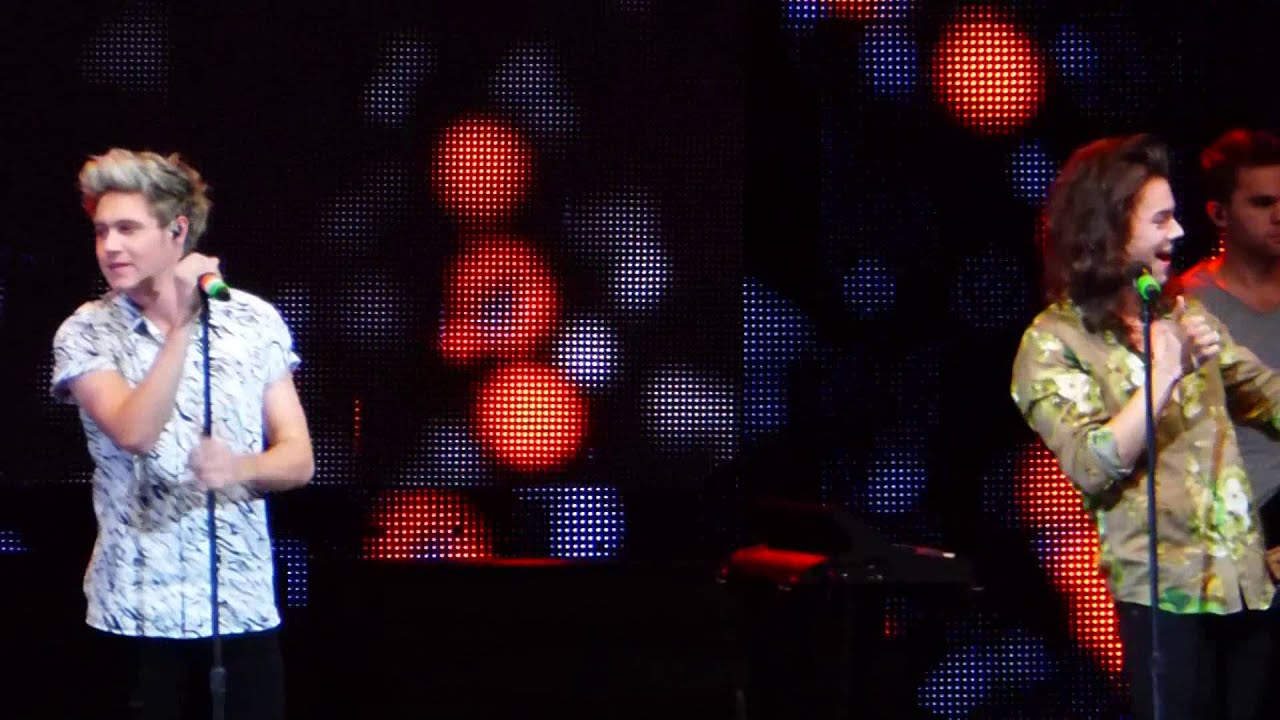 One Direction - Love You Goodbye (Triple Ho Show) HD - YouTube