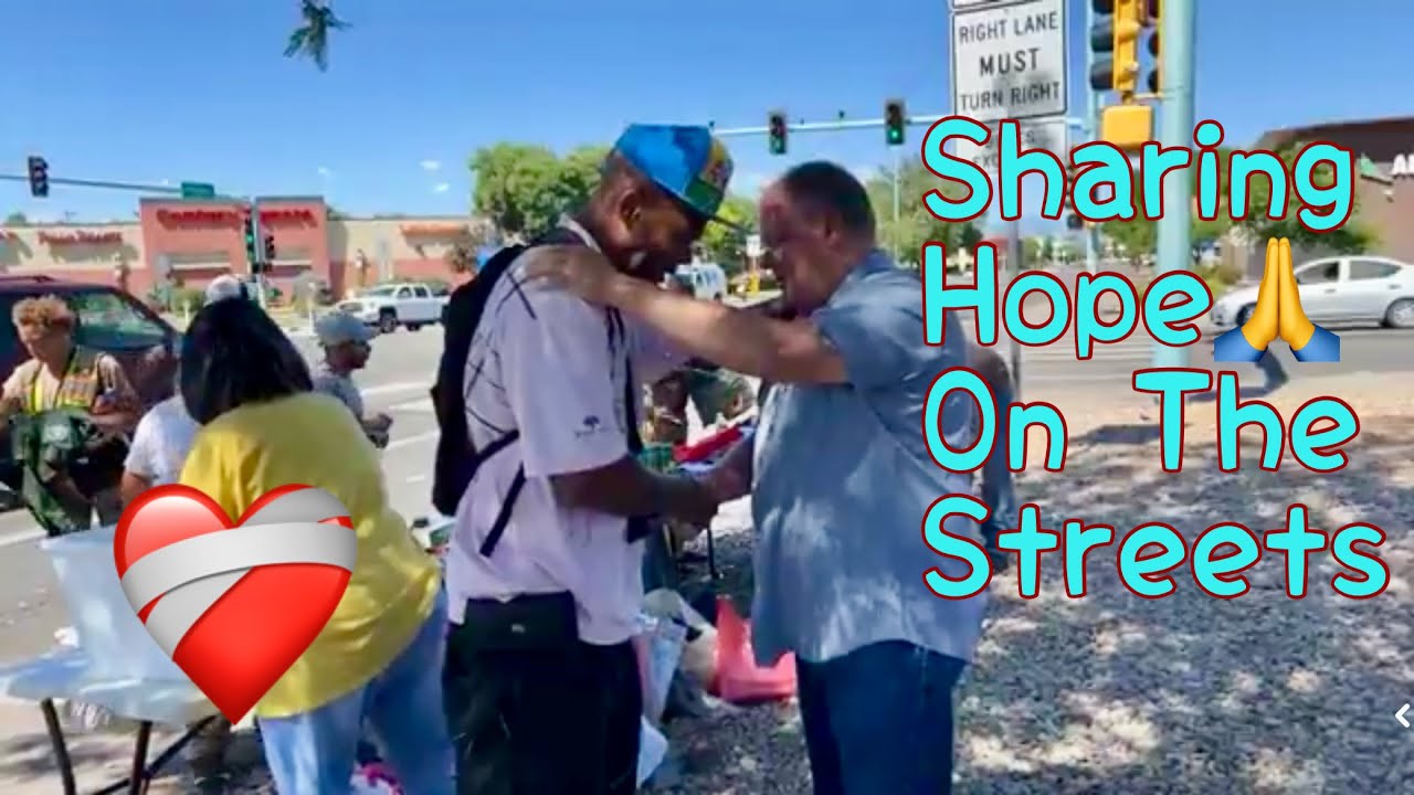 Amazing Street Outreach 💔 - Helping Those In Need - You Can Do This ...
