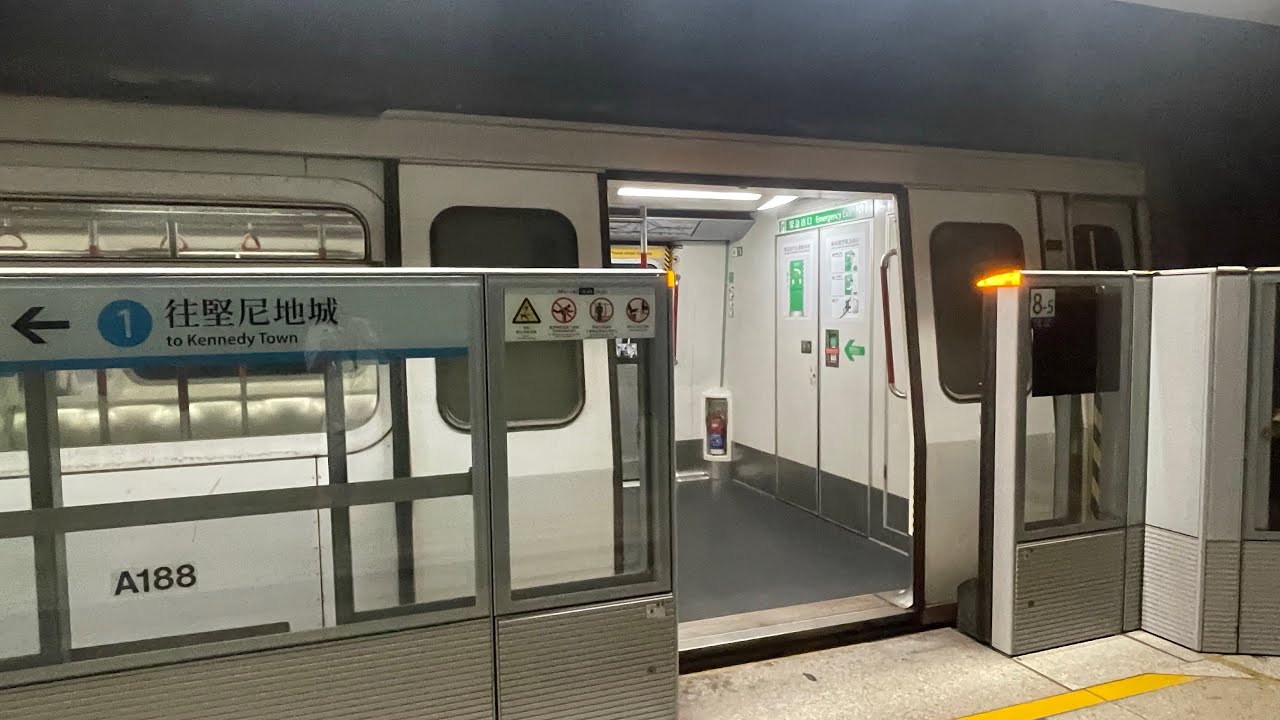 (Another transline) A188/A189 TKL train on ISL shau kei wan-chai wan ...