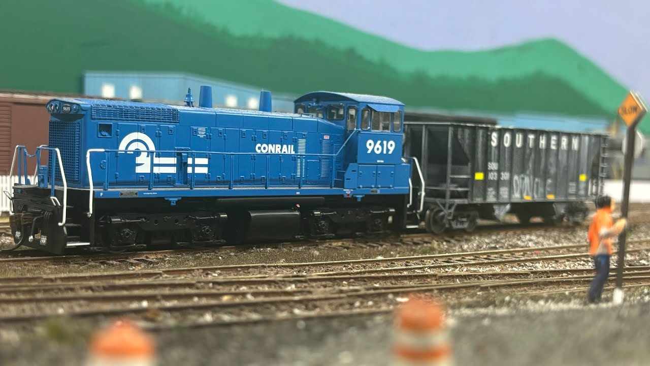 Giving my conrail sw1500 some exercise - YouTube