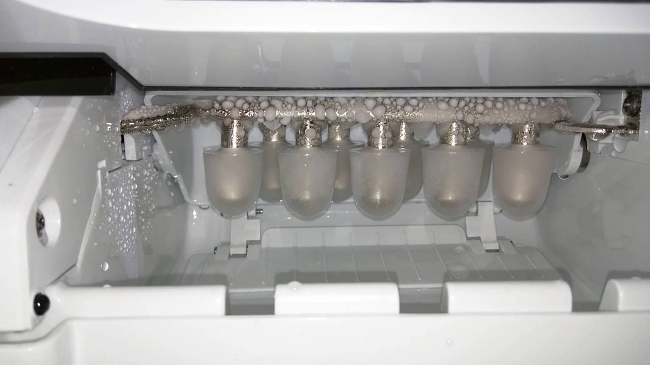 Oddly Satisfying - Tabletop Ice Maker - YouTube