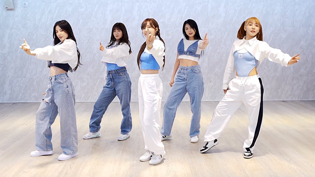 Apink - 'D N D' Dance Practice Mirrored [4K] - YouTube