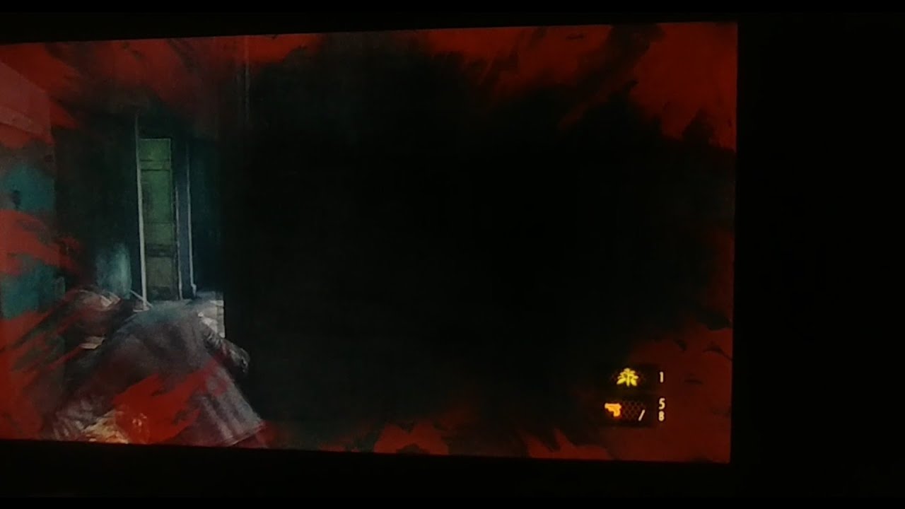 Resident Evil Revelations 2 Crawler Zombie Leaping Attack on Claire ...