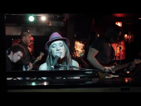Emanuela Bellezza - Live at The Mint (Highlights) - YouTube