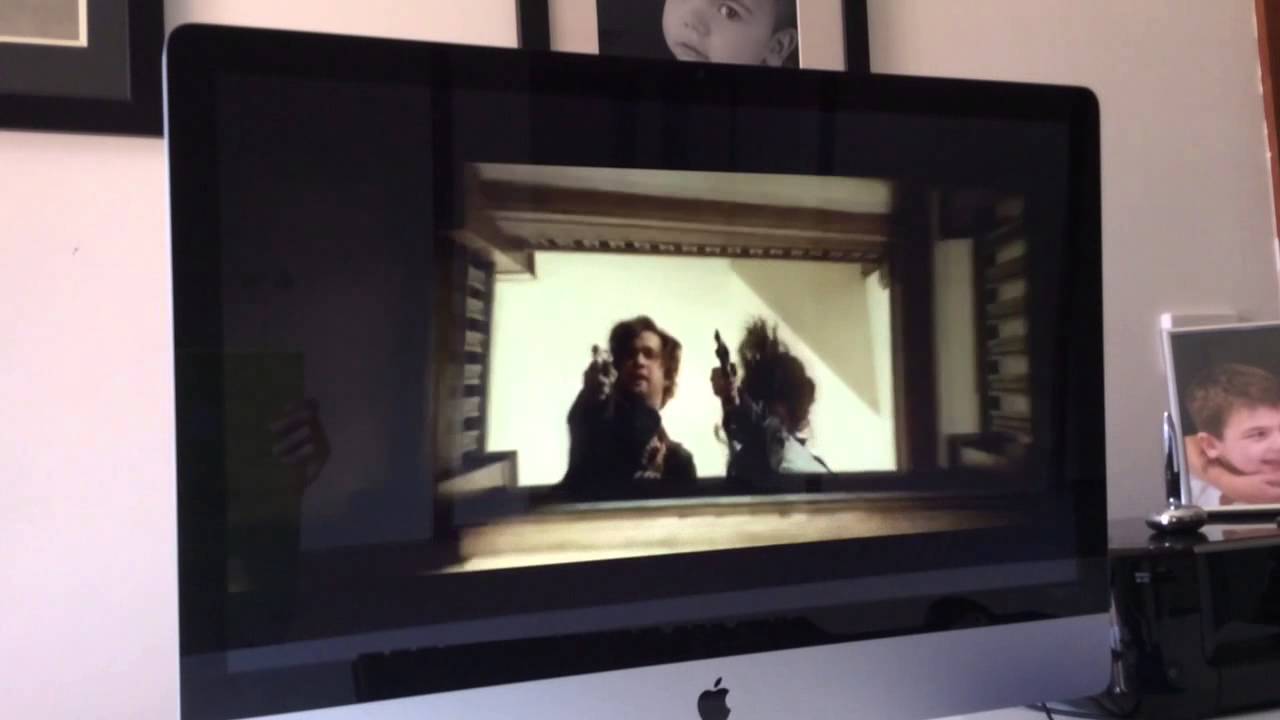 Tusk: walrus fight scene - YouTube