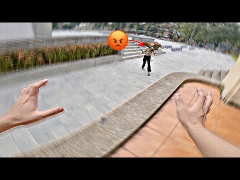 ESCAPING ANGRY MOM (Parkour POV Chase) | FABULO - YouTube