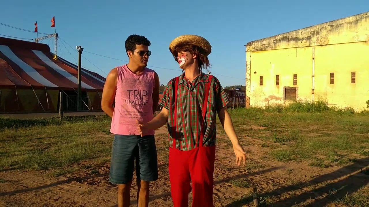 XELELEU... AS VEZES É BOM SE CORNO... (circo askoly) - YouTube
