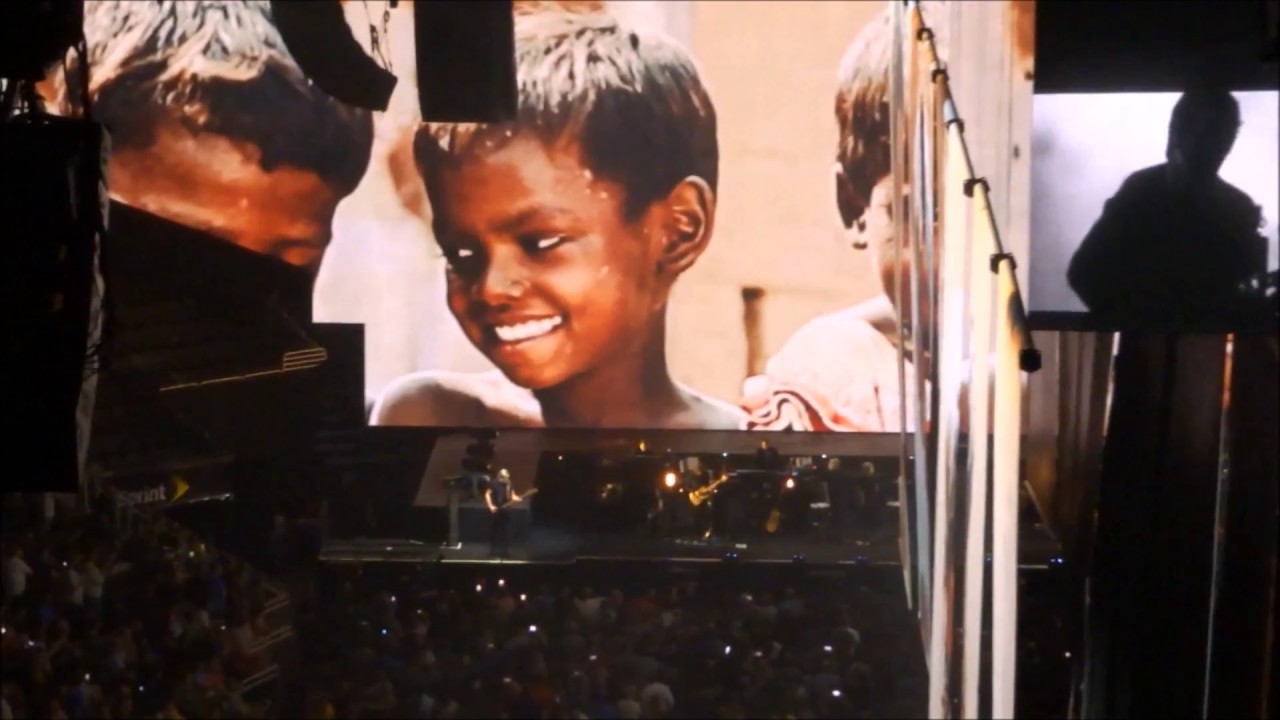 Roger Waters--Us and Them--Live on Us & Them Tour @ Sprint Center ...