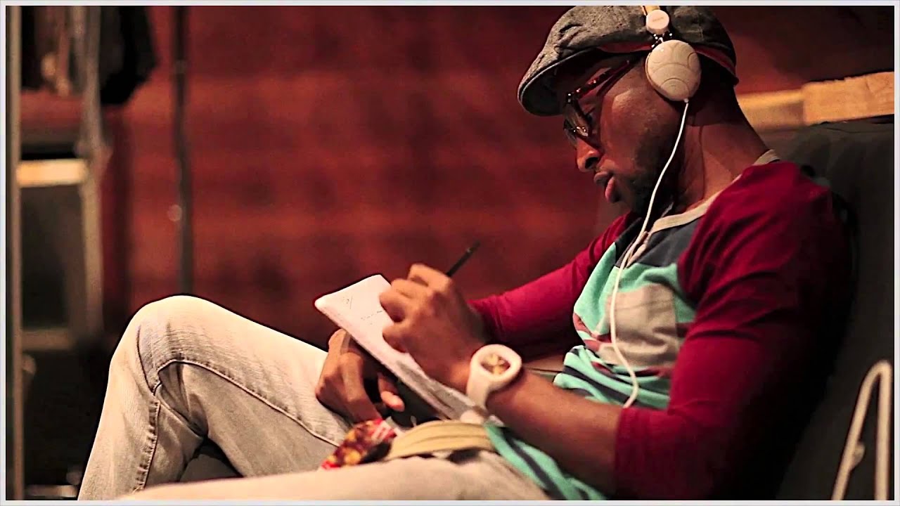 Love (Intro)- Sean Carson - YouTube