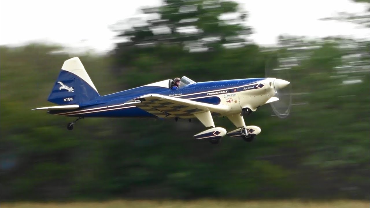 Mark Meredith "Chippy" Super Chipmunk Aerobatics - Golden Age Air ...