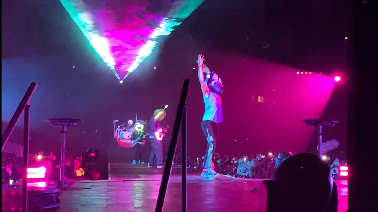 COLDPLAY INFINITY SIGN LIVE PLUS RESTART AT HAMPDEN PARK GLASGOW 23/08 ...