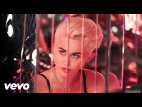 Miley Cyrus, Iggy Azalea, Nicki Minaj - Pretty Girls (Fun) (Official ...