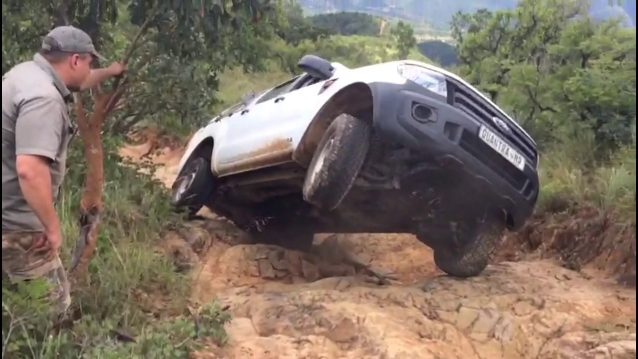 ossewa obstacle ford - YouTube