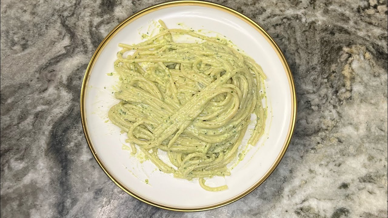 Prepara este delicioso SPAGHETTI VERDE! es súper fácil de preparar ...