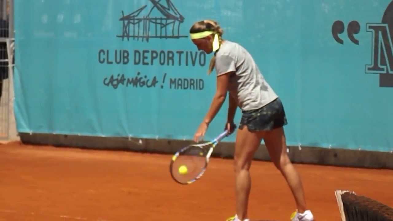Victoria Azarenka - Practice Madrid 2013 (2) - YouTube