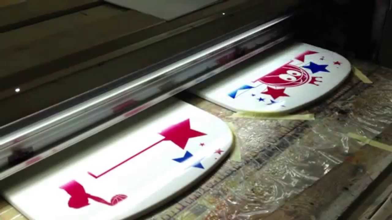 plastic printing machine,plastic UV printer,UV flatbed printer - YouTube