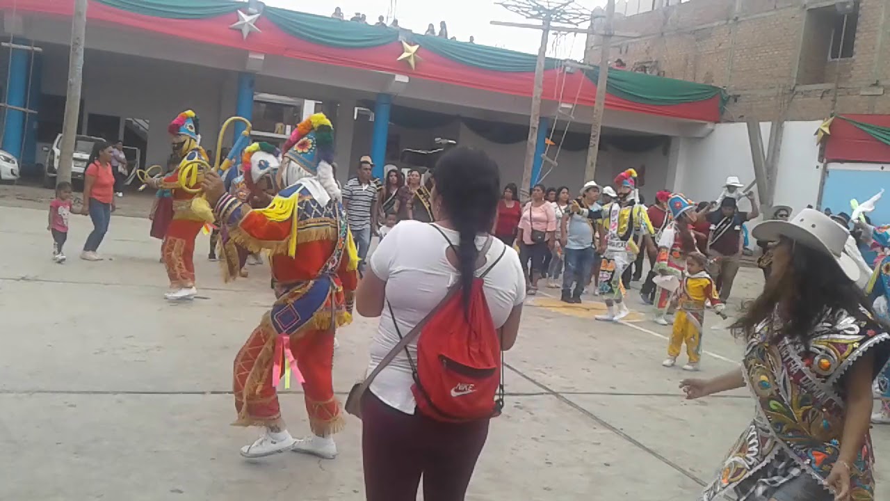 negrello de santiagu de yauricc - YouTube