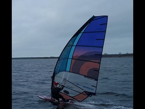 Tom E AKA windsurfing Santa komt tonen hoe het moet_20241230_1 van 7 ...