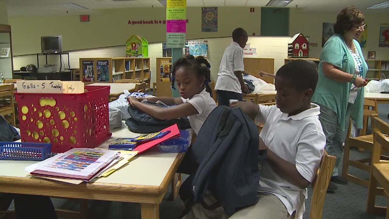 Goodwill gives Bridgeport students gifts to succeed - YouTube