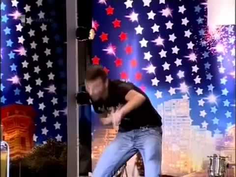 Moldova Are Talent Muntean Sergiu! - YouTube