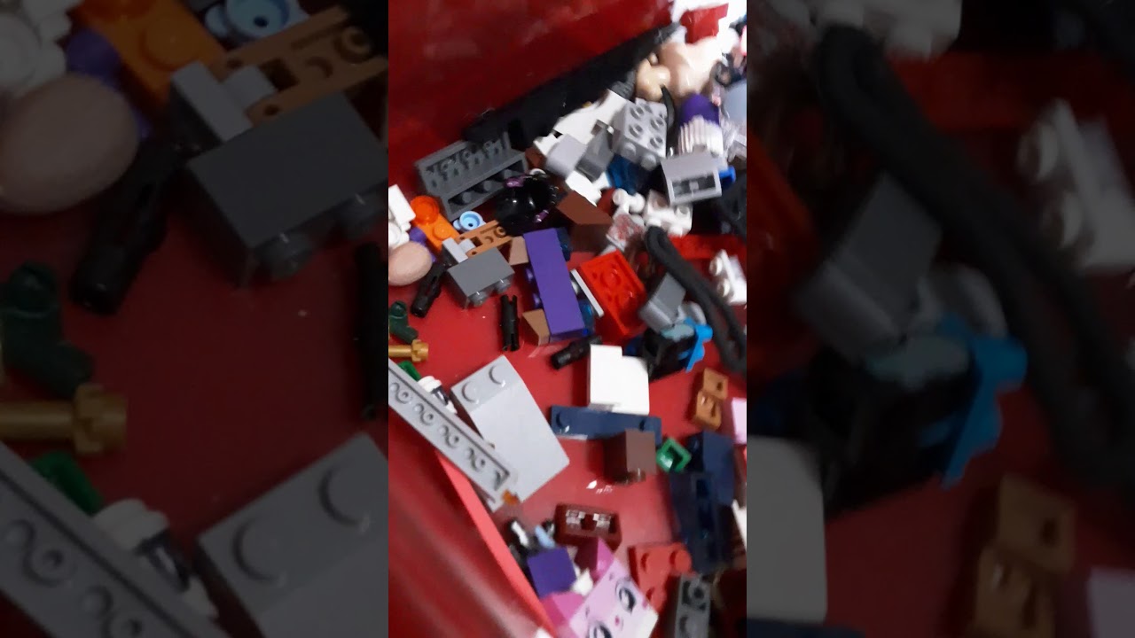 How to build spring-lock suit in Lego - YouTube