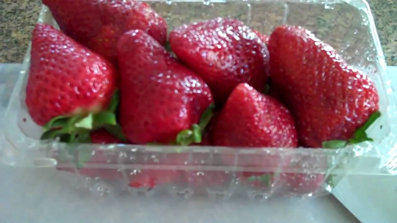 Strawberry- Pear- Mango- Applesauce For adult and/OR baby.. - YouTube