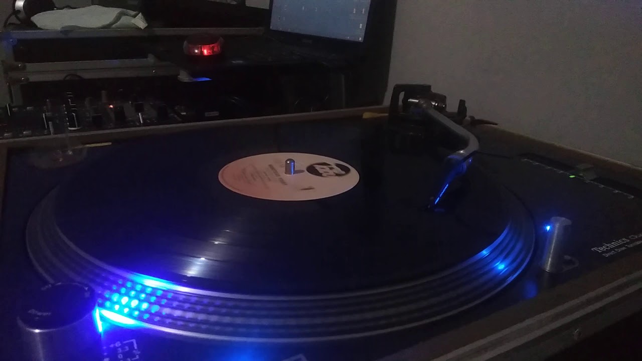 Demetrius Perry - Breathless (1990 - Lp) - YouTube