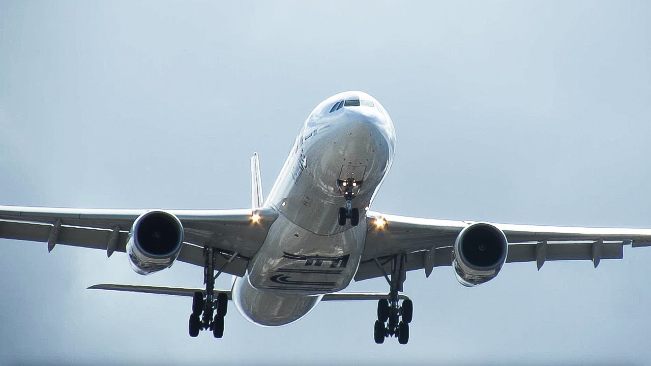 15 AMAZING LANDING Heavy Aircrafts in Sydney Airport | SYD Plane ...