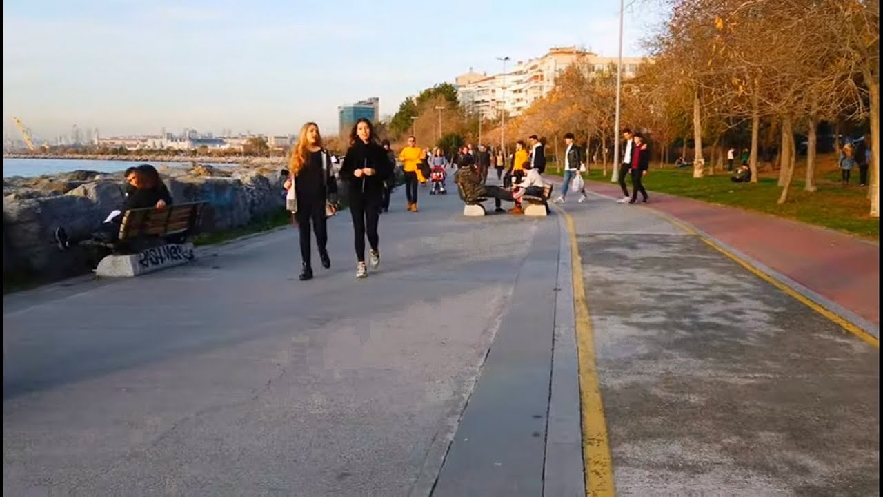 Walking Tour at Moda Beach | Kadıköy | Istanbul 2020 [4K] - YouTube