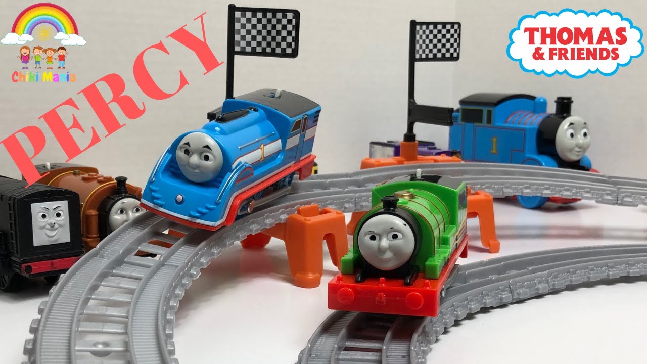 Thomas y sus amigos Percy VS Thomas carreras de trenes [ Thomas and ...