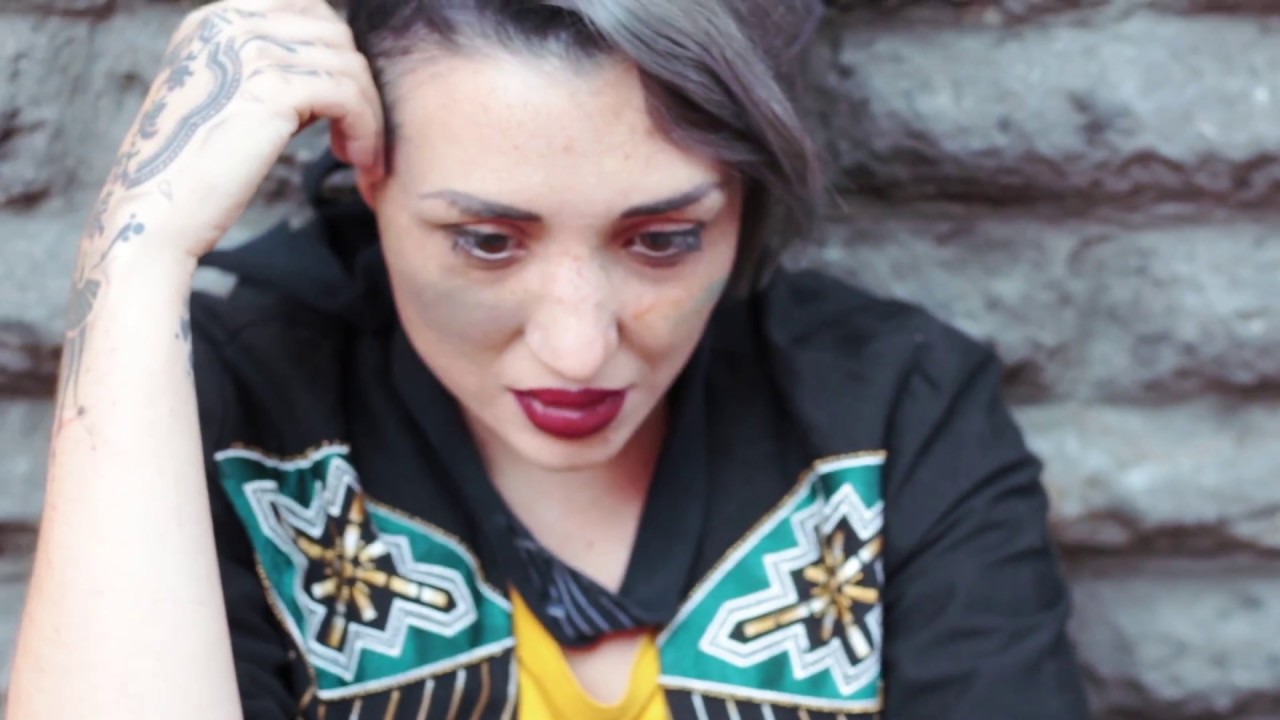 María Mezcal - Hacedor De Paz - YouTube