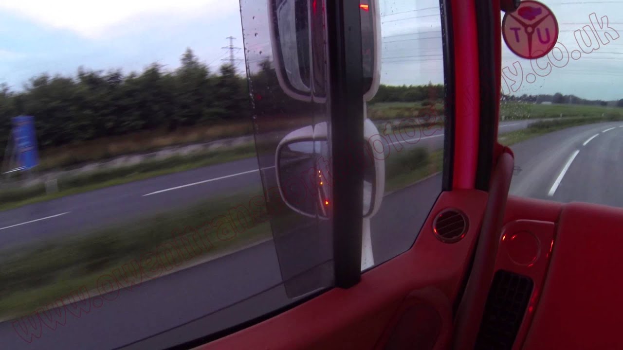 Anthony Binns DAF In The Tunnels ASSEN Truckstar 2015 - YouTube