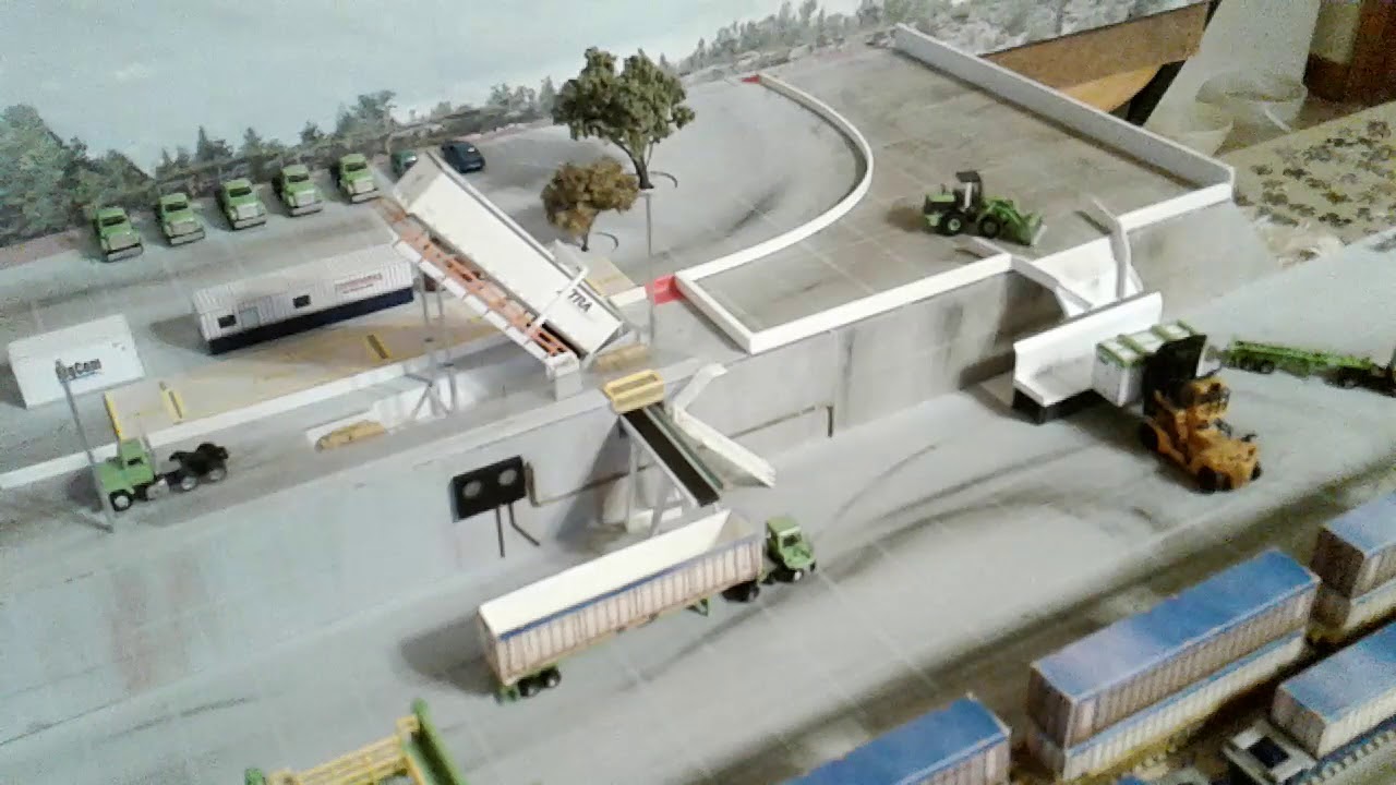 N scale Trash Transfer Facility PT 4 - YouTube