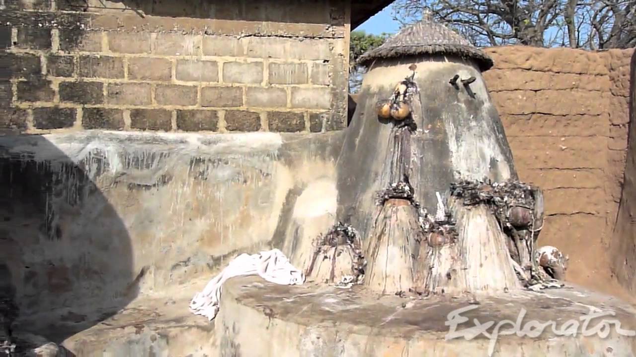 Ghana - Village Talensi - YouTube