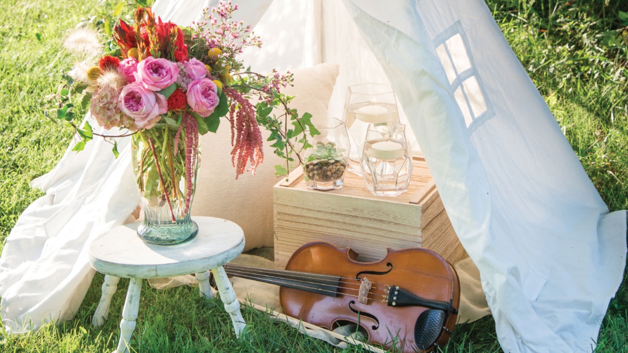 Behind The Scenes: Syndicate Sales 2017 Catalog - YouTube