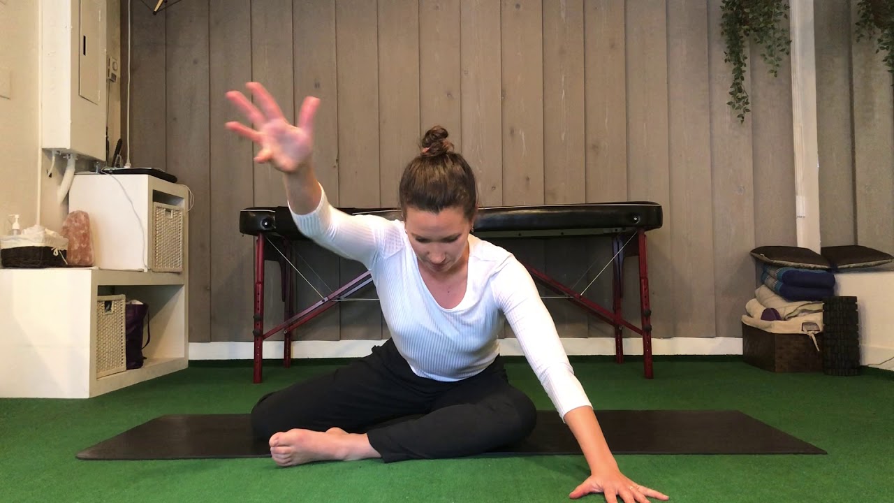 Stretch of the Week! 90/90 stretches for the hips and low back. - YouTube