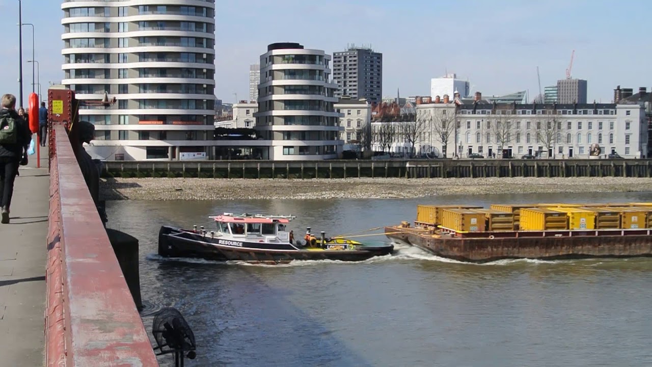 River Thames Tug Resource towing refuse barge near Vauxhall Bridge ...