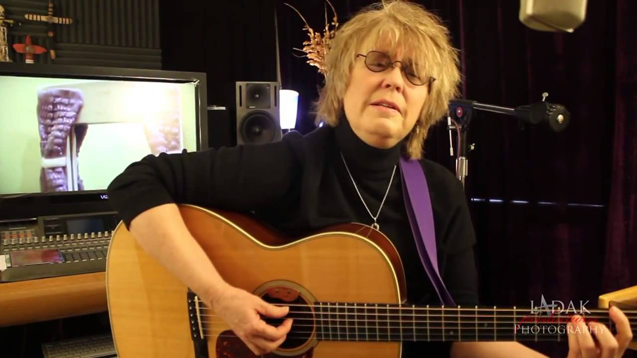 Pam Rose - I'll Still Be Lovin' You - YouTube