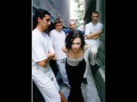 Negativ (Negative)  - Ti me ne volis (HQ audio)