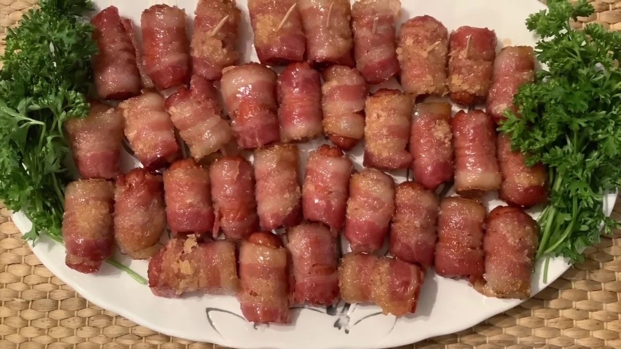 BACON WRAPPED MINI HOTDOG - YouTube