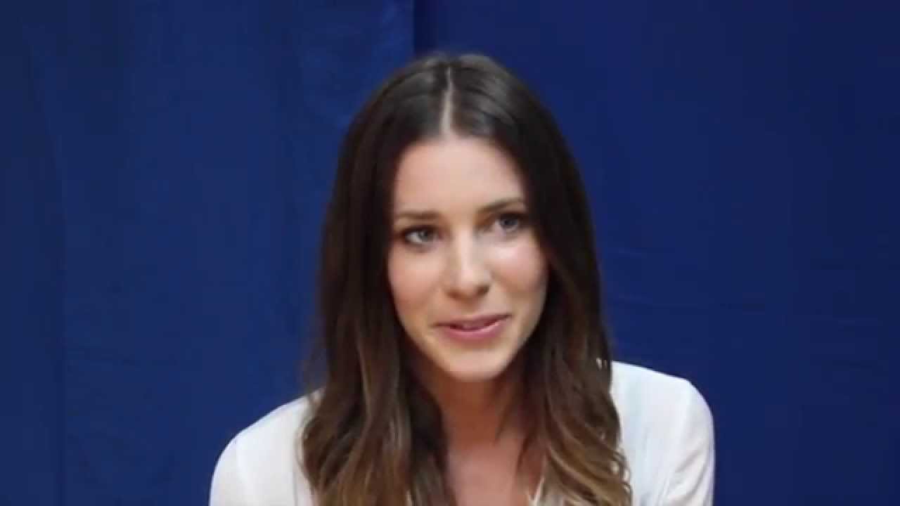 Lisa Solberg- Demo reel - YouTube