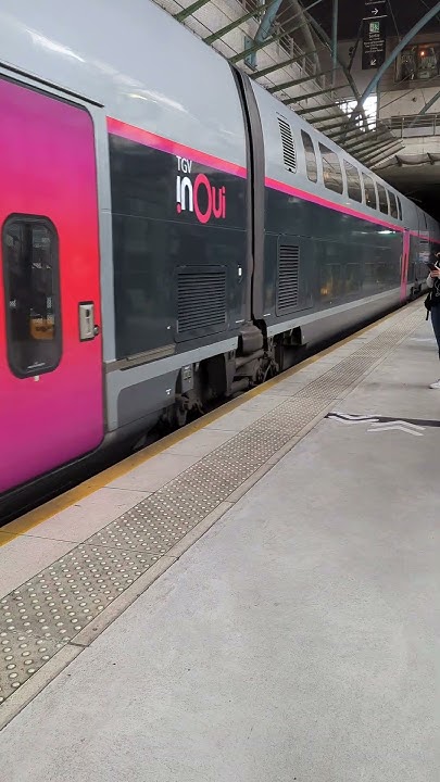 TGV 208 entering Lille from Brussels - YouTube