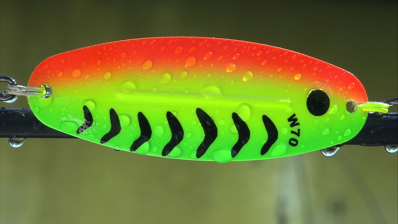 OUTDOOR PASSION, THE NOVELTY MINUTE, UV LURES - YouTube