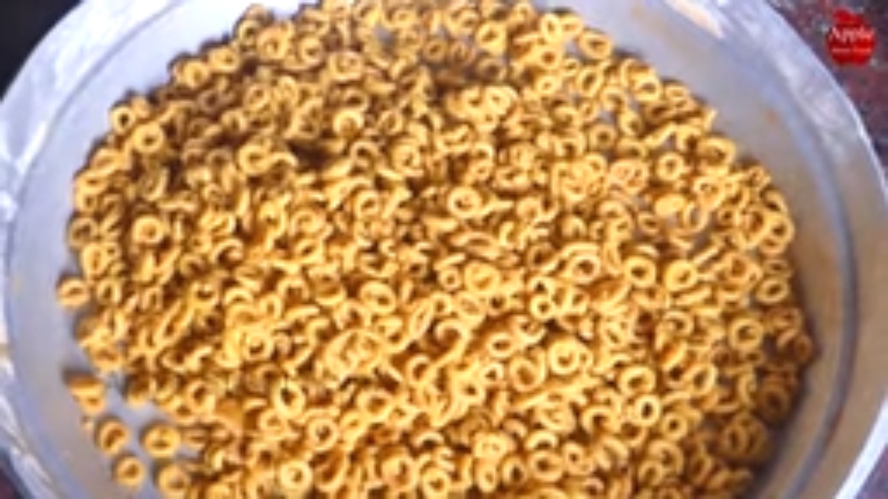 How to make Chegodi | Andhra traditional snacks is Chegodilu - YouTube